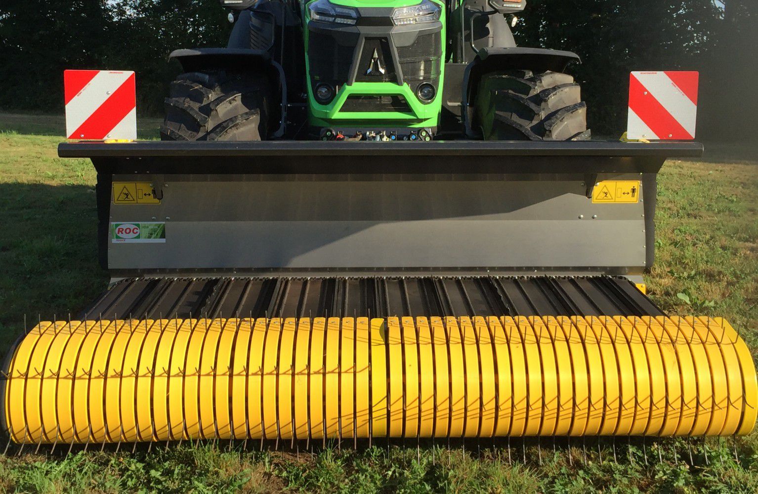 Bandschwader - RT 380 - ROC srl - mit seitlicher Ablage