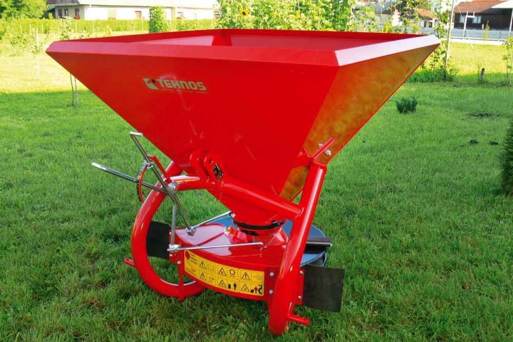 Angebauter Düngerstreuer - TG series - TEHNOS d.o.o. - fest / flüssig ...