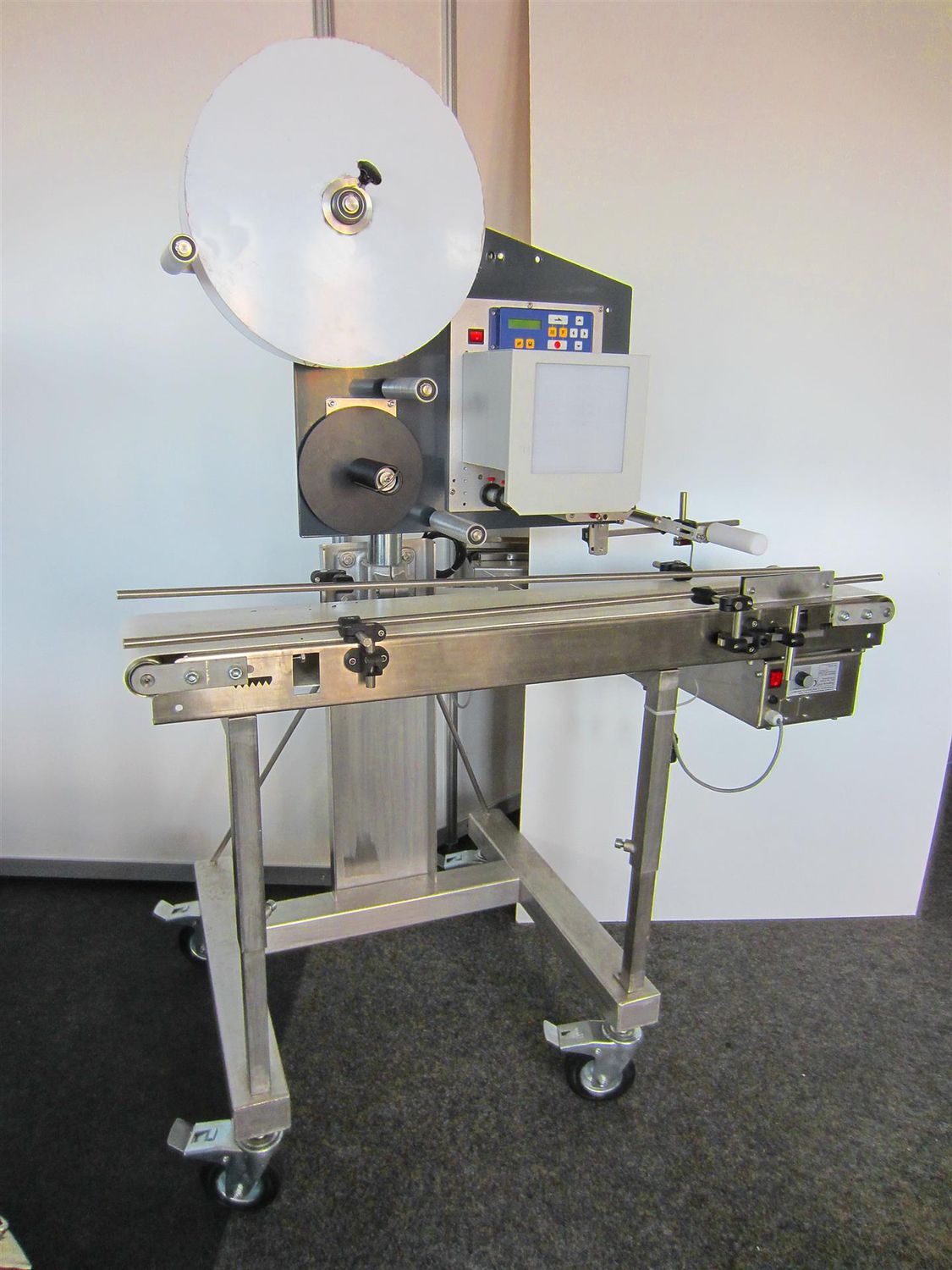 Automatische Etikettiermaschine - ILX81/12 - A. Krebeck GmbH ...