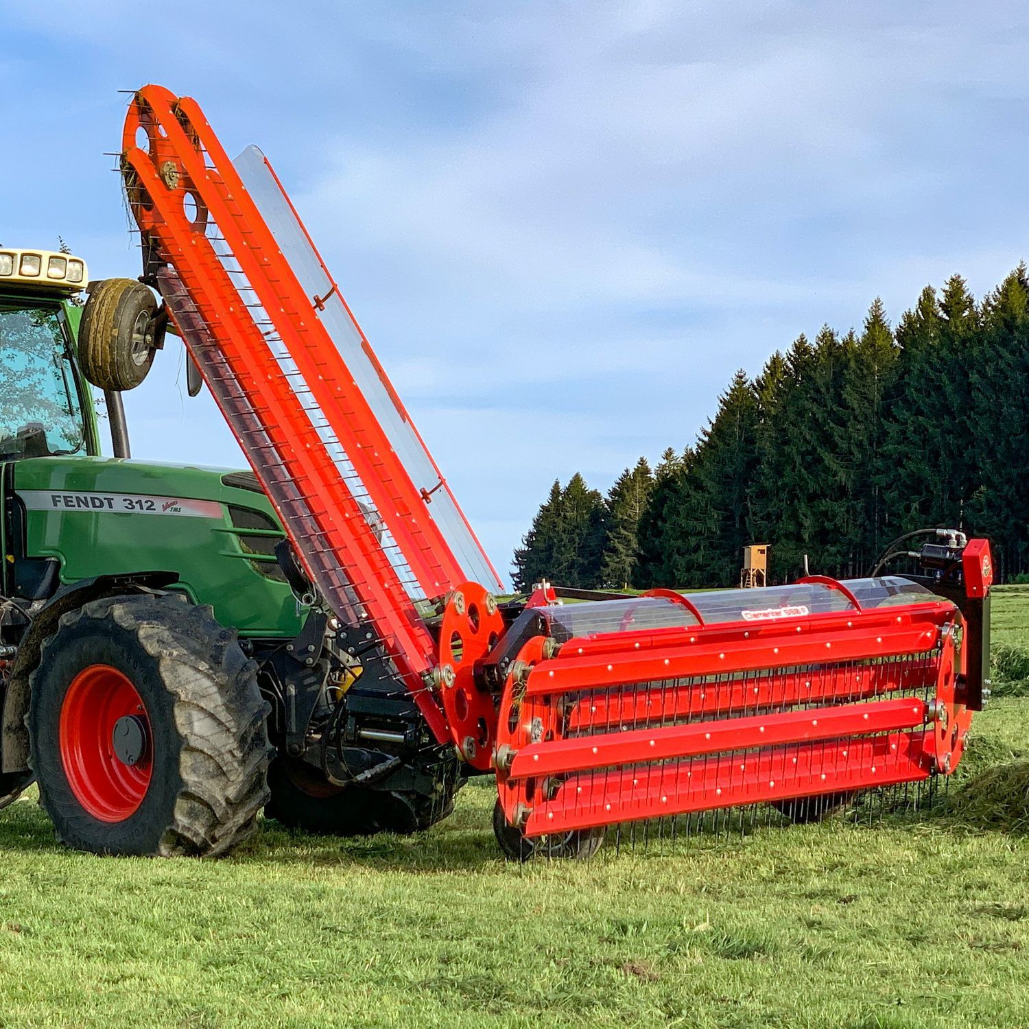 Bandschwader - Clementer 550 F - BB-Umwelttechnik - mit seitlicher Ablage