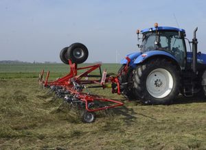 Angebauter Heuwender - Z Pro series - KONGSKILDE Industries A/S