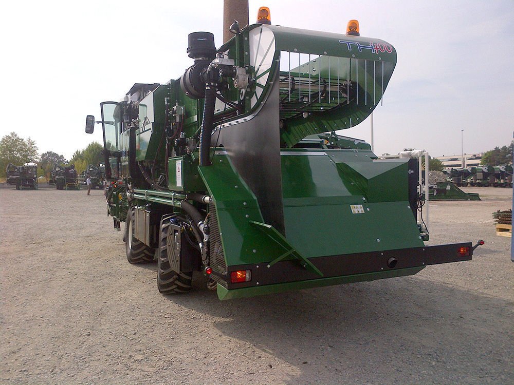 Cosechadora de tomates - TH 400 - MTS srl - autopropulsada / 1 hilera