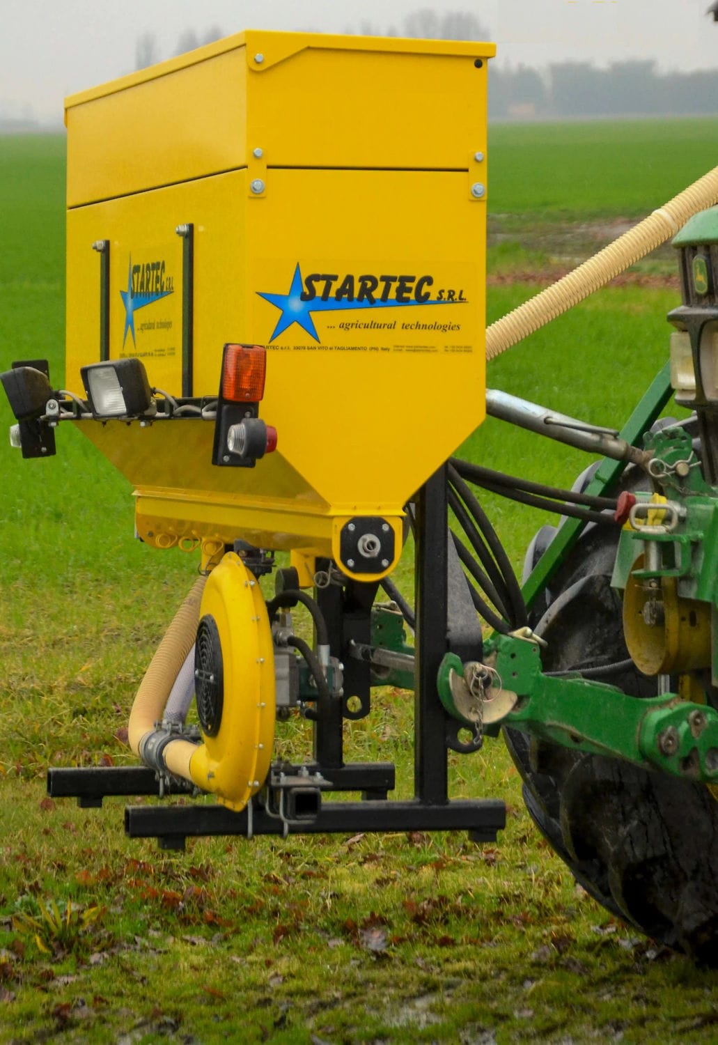 Tolva frontal para fertilizante - MIKRO ALFA - STARTEC Srl - de granos