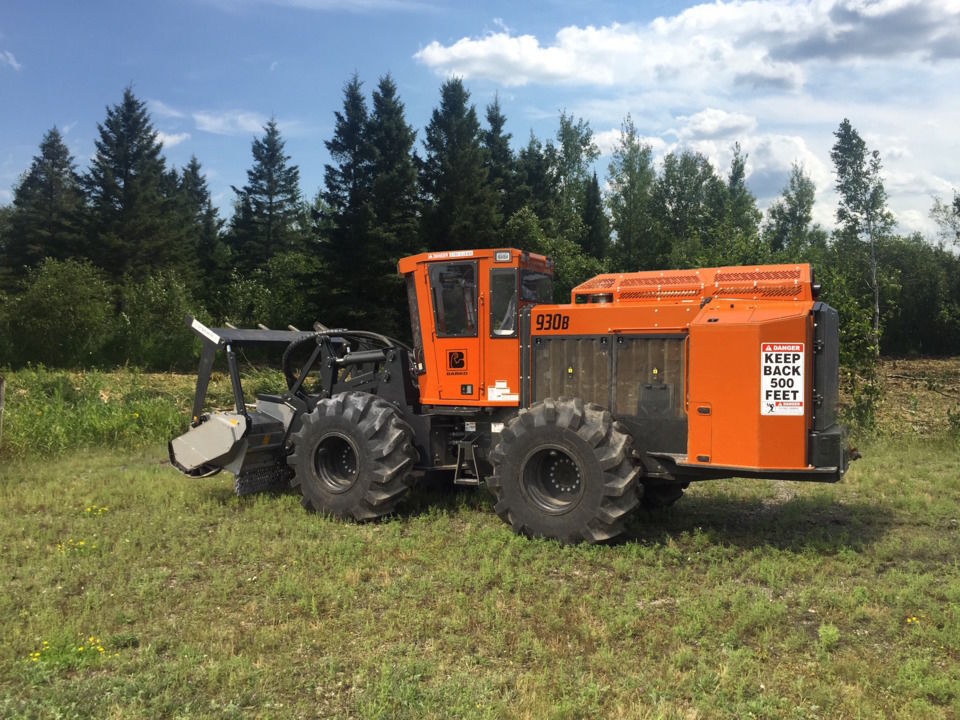 Tractor forestal - 930B - barko - hidrostático / especial