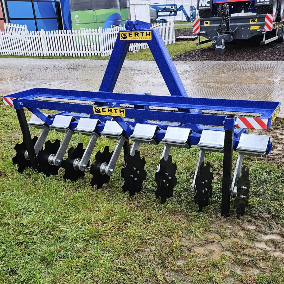 Grada de discos remolcada - Aermaster - ERTH ENGINEERING Ltd. - de 1 ...