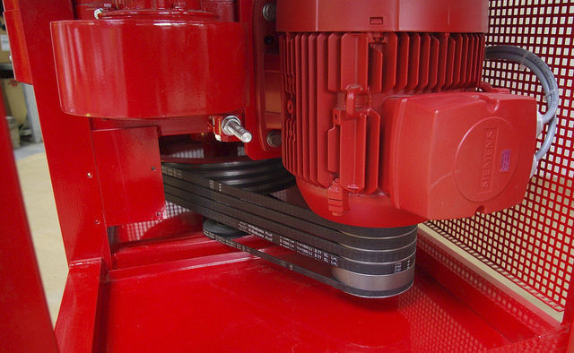 Machine de traitement de semences avec système d'enrobage ...