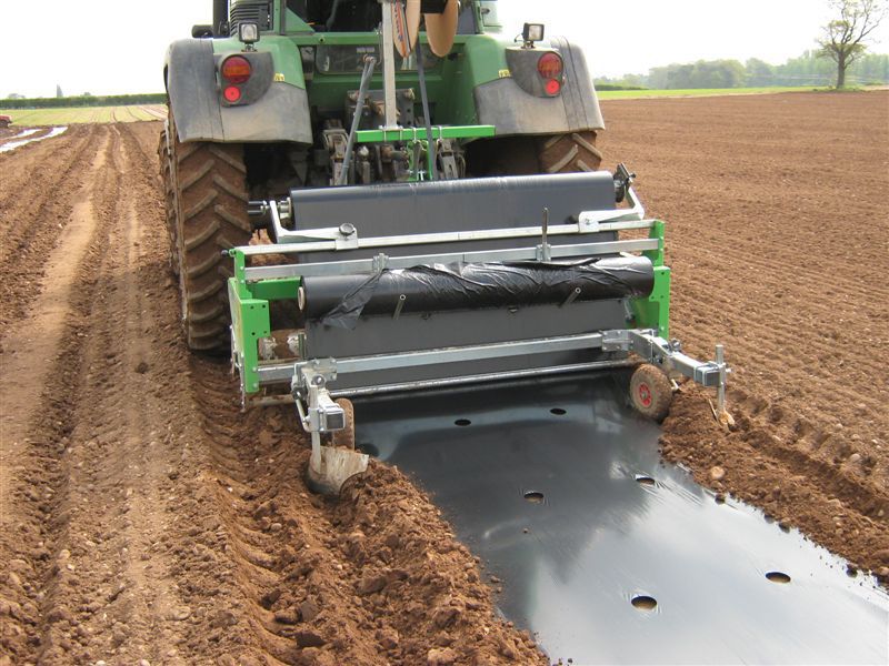 Dérouleuse de film plastique semi-automatique - P140, P190 - HORTECH Srl