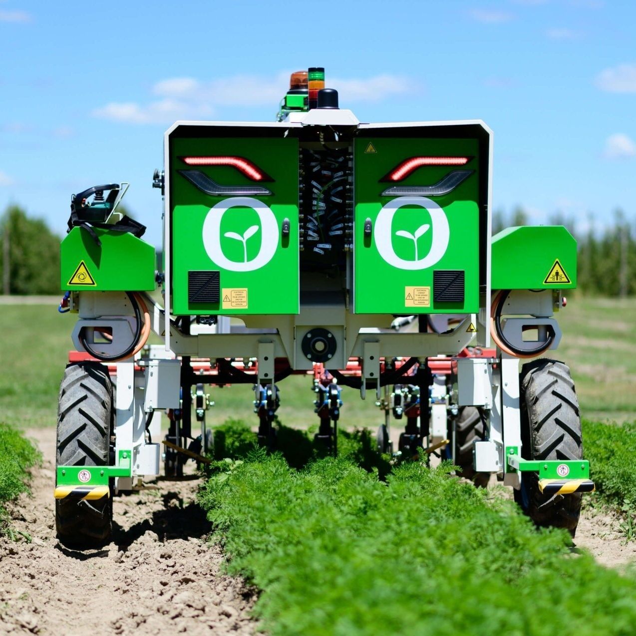 Robot agricole autonome - Orio - Naïo-Technologies - de désherbage ...