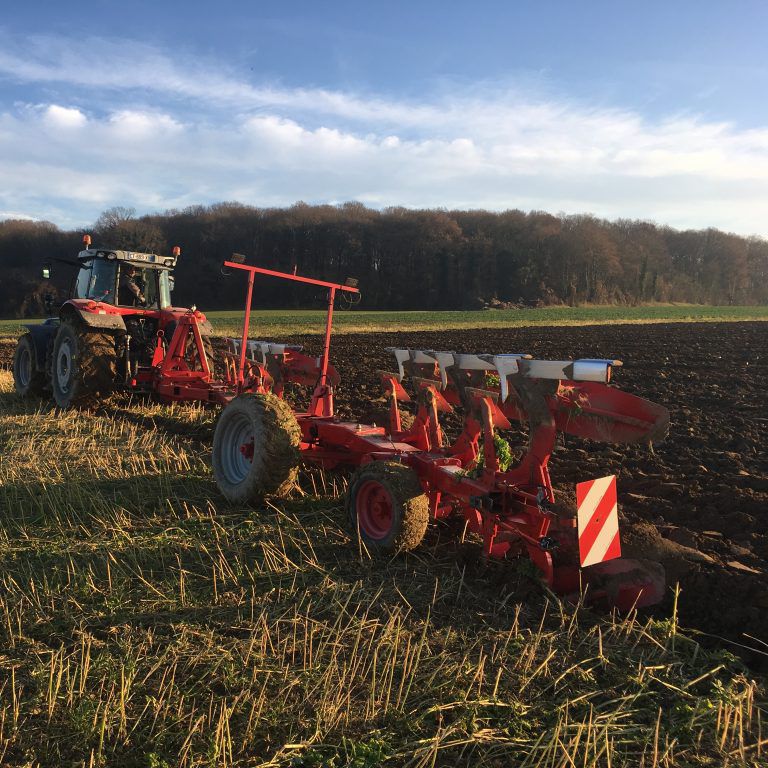 Charrue à versoir - 175B - Demblon - semi-portée / à réglage ...