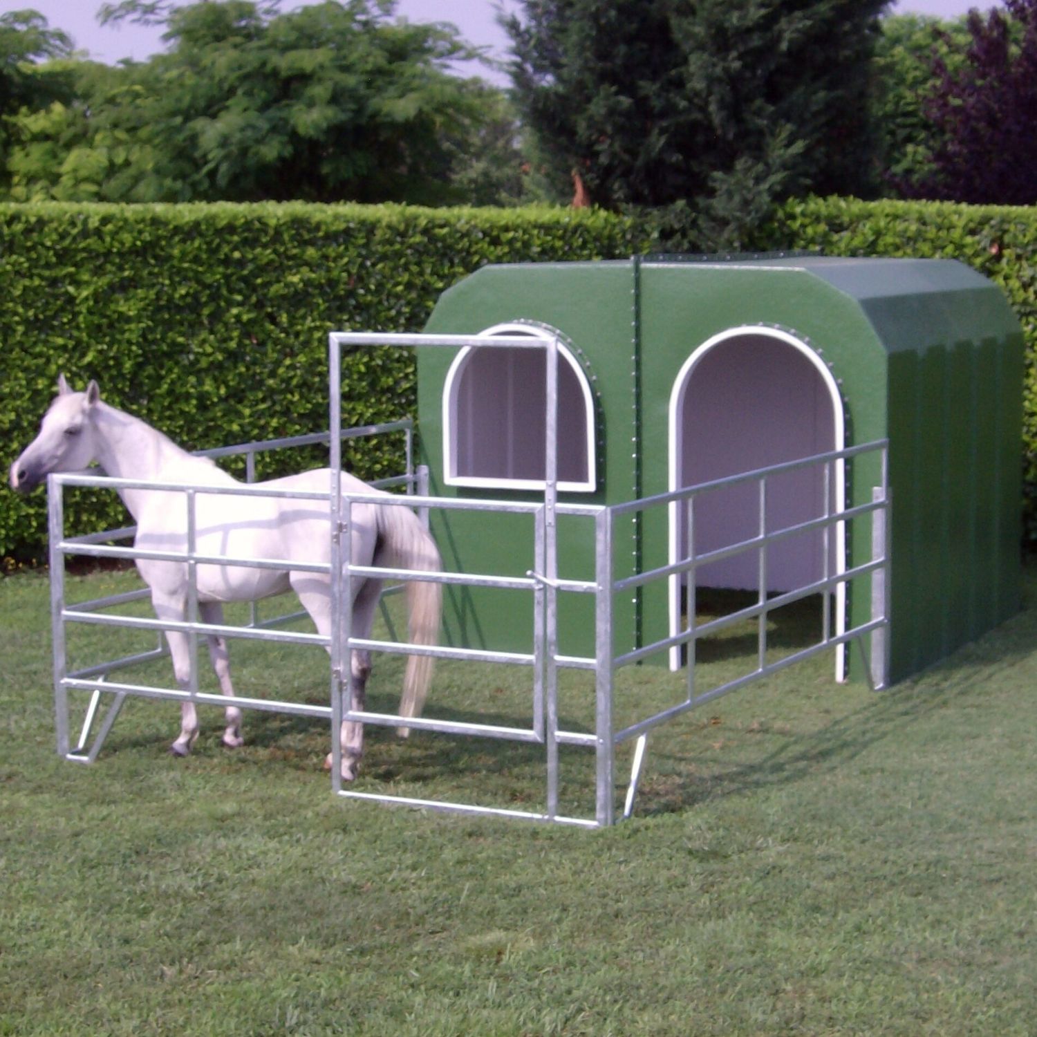 Livestock shelter - EQUIBOX 02 - AGRITECH S.R.L. - for horses ...