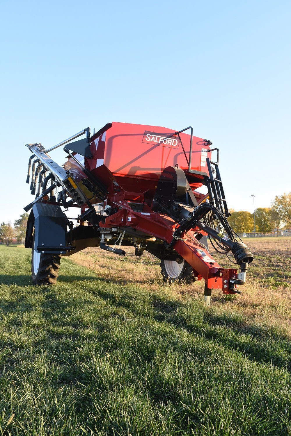 Trailed fertilizer spreader - Airflo 8700 - Salford Group Inc. - solid ...