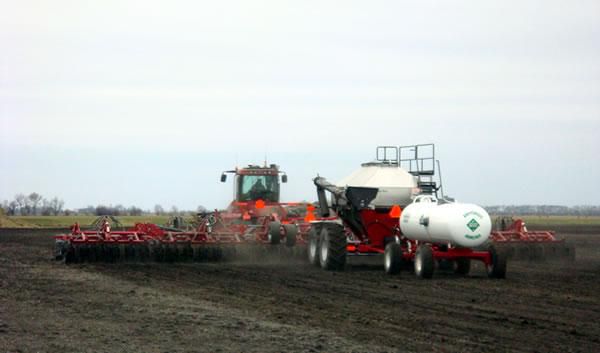 Pneumatic seed drill - 5250 - Amity Technology LLC - strip-till