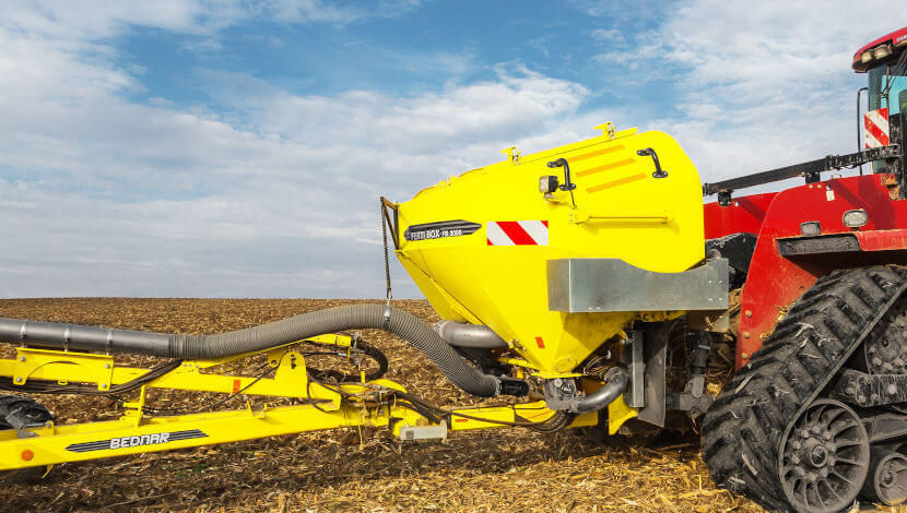 Seed drill-mounted fertilizer spreader - FERTI-BOX FB - BEDNAR FMT s.r ...
