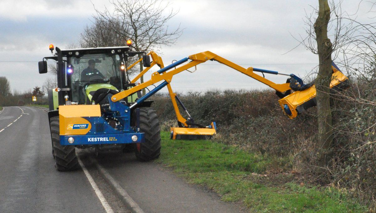 Front-mount boom mower - Kestrel Evo ‘S’ Front Mounted - BOMFORD Turner ...