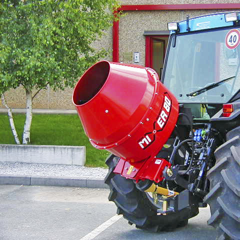 Tractor-mounted feed mixer - Cosmo Srl