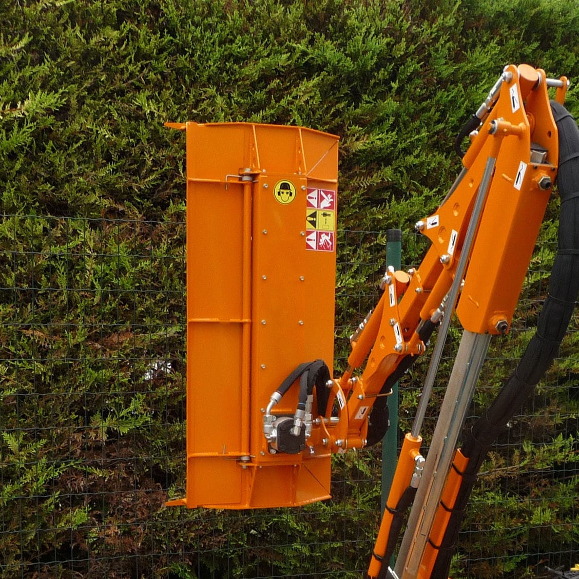 Hydraulic hedge cutter - CELEST 250 - COUP'ECO - hand-held