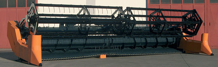 Grain harvesting header - CRX SOJAFLEX - CRESSONI F.lli spa - soybean ...