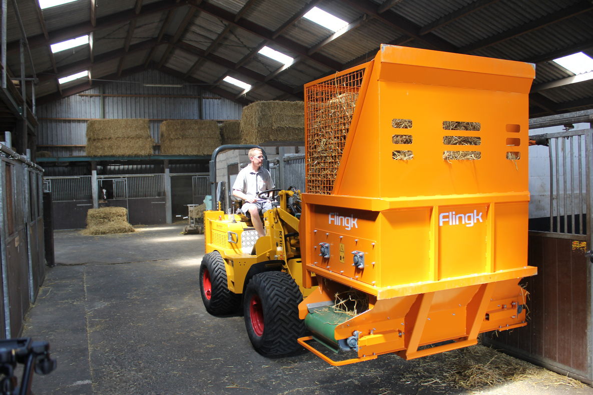 Mounted straw spreader - SVV series - Flingk Machinebouw B.V. - for ...