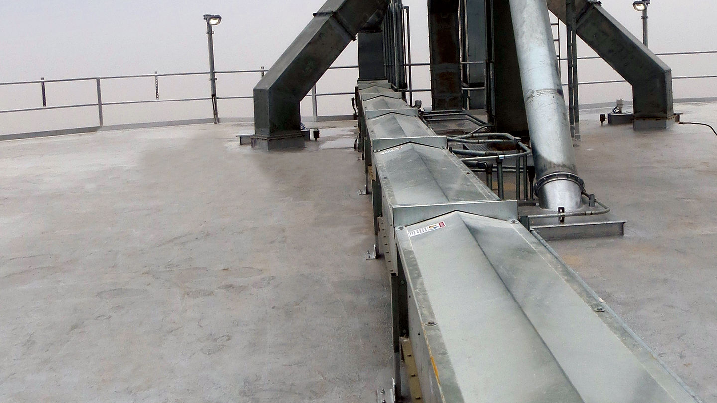 Chain conveyor - Select IS™ Kleen-Drag - GSI Group - feed / inclined ...