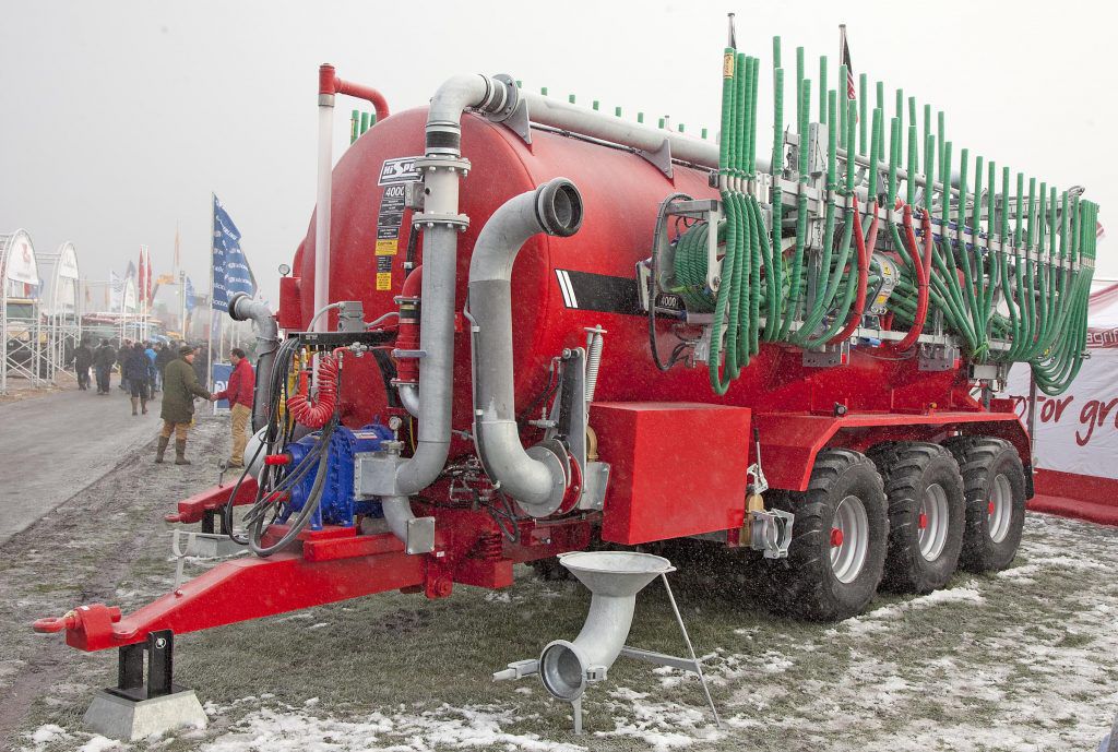 3-axle slurry tanker - TRI-S series - HI-SPEC Engineering Ltd. - vacuum ...