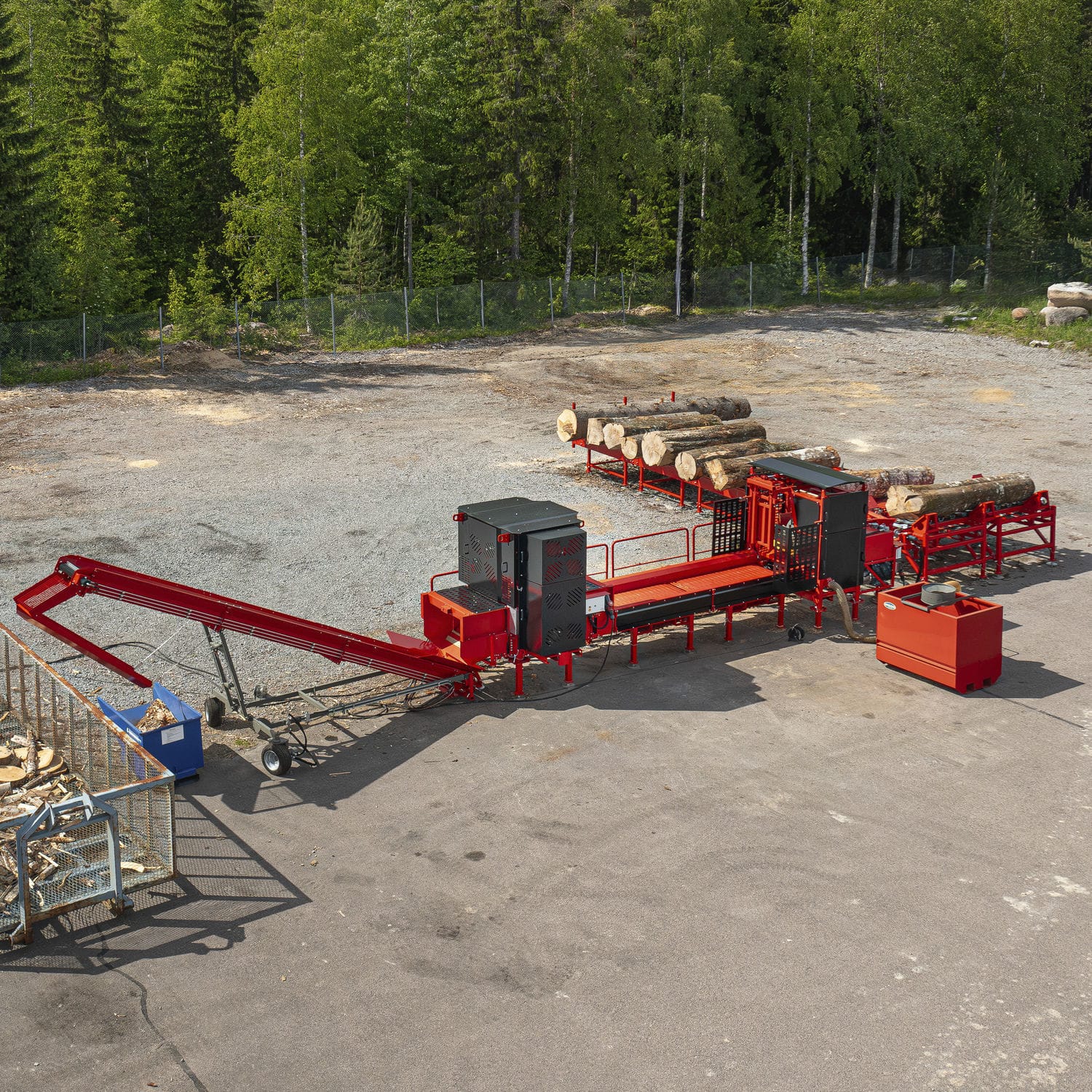 Firewood processor with chainsaw - X Firewood Factory - JAPA