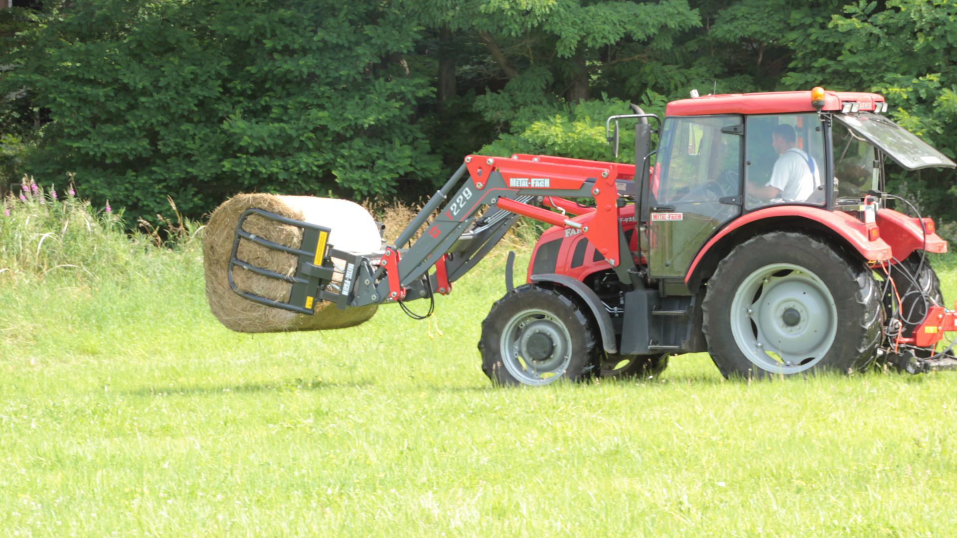 Round bale grab - BALE GRIP 900 - Metal-Fach Sp. z o.o.