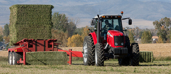Square bale loader - 16K PLUS - MORRIS Industries Ltd.