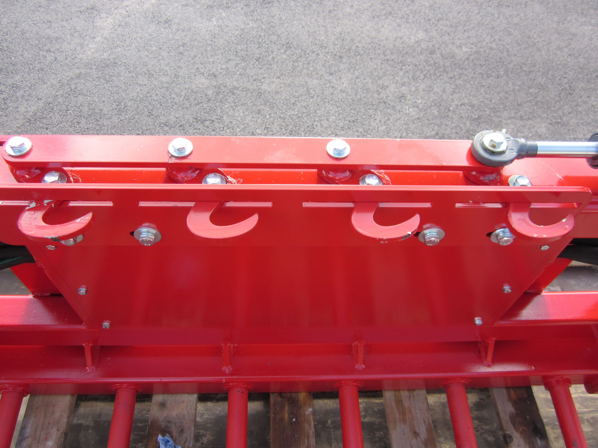 Round bale cutter - Pikoteam Oy - with wrap retainer