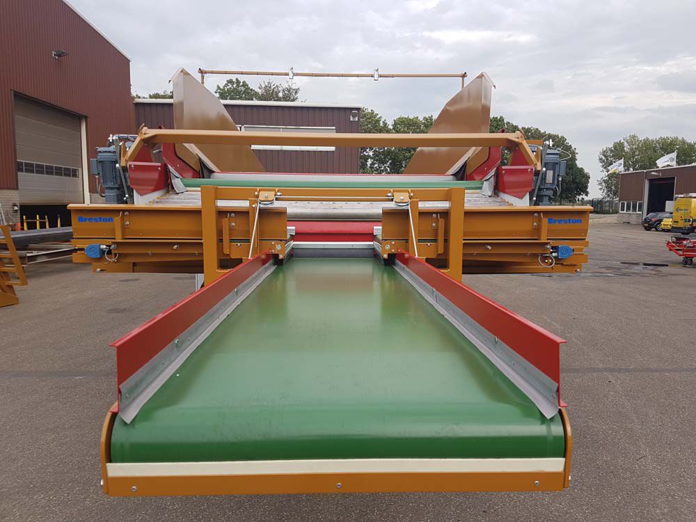 Potato receiving hopper - Agrar Systems B.V. - unloading