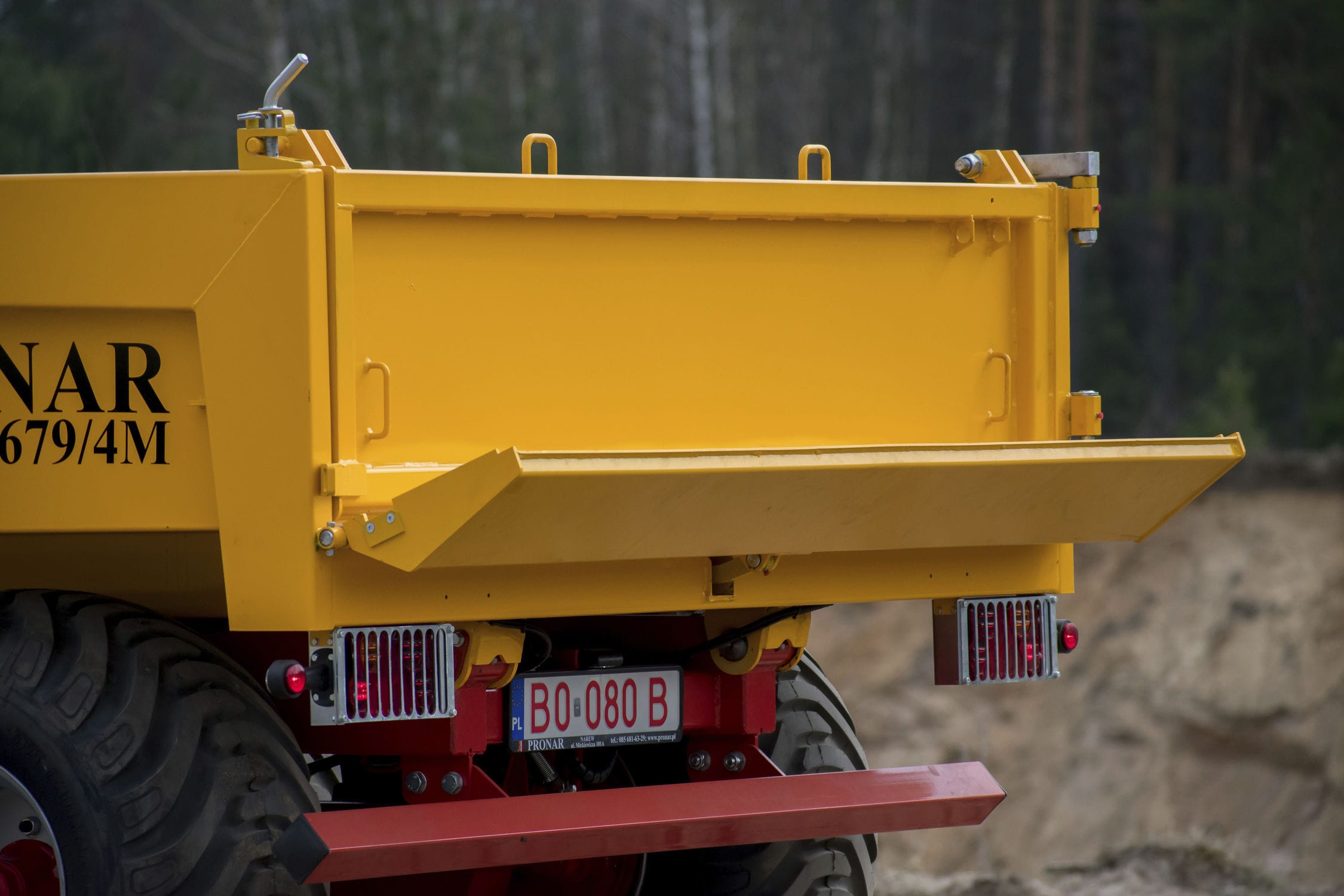 Dump trailer - T679/4M - Pronar Sp. z o.o. - tandem axle / agricultural ...