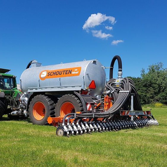 Tractor-mounted slurry injector - SPIDER COMBI-LINE - Schouten Machines ...