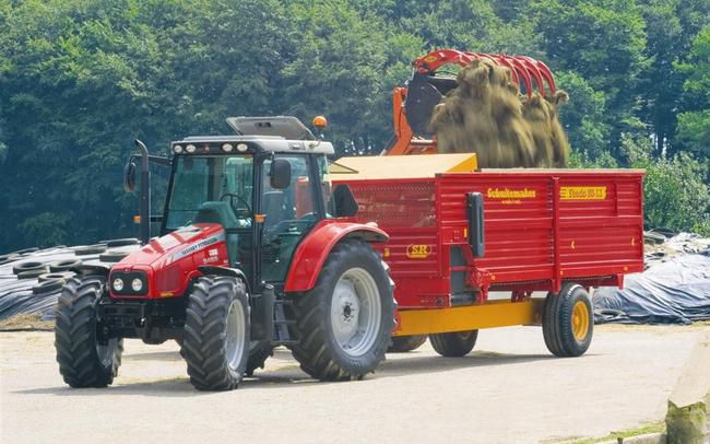 Cattle automatic feeding system - Feedo Series - Schuitemaker Machines ...