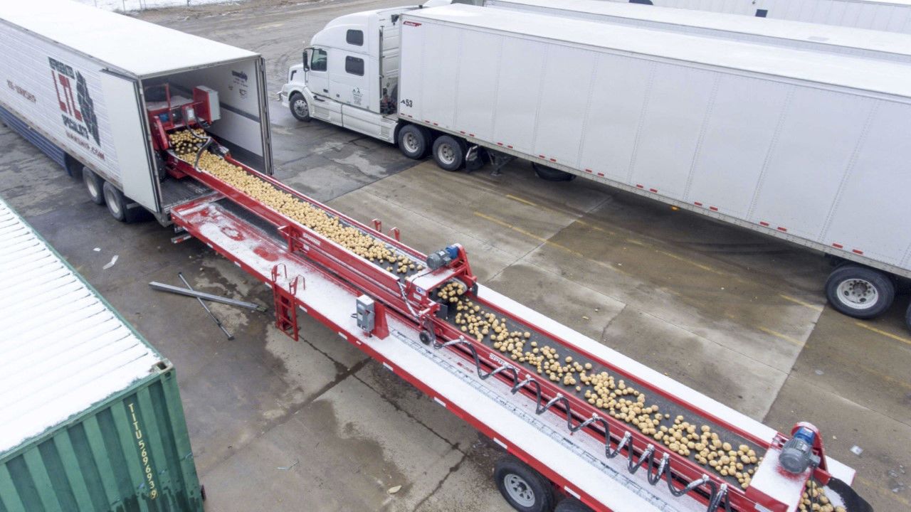 Potato conveyor - 1300 - Spudnik Equipment Company LLC - belt / mobile
