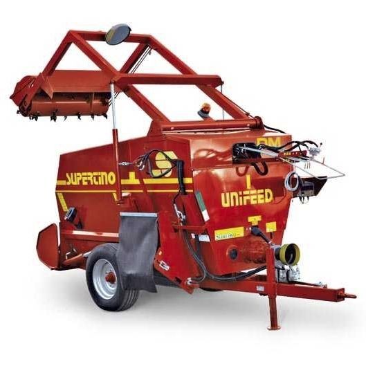 Horizontal mixer - DM - SUPERTINO SRL - towed / side discharge / PTO-driven