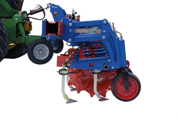 Front-mount row crop cultivator / disc - Thomas Hatzenbichler Agro ...