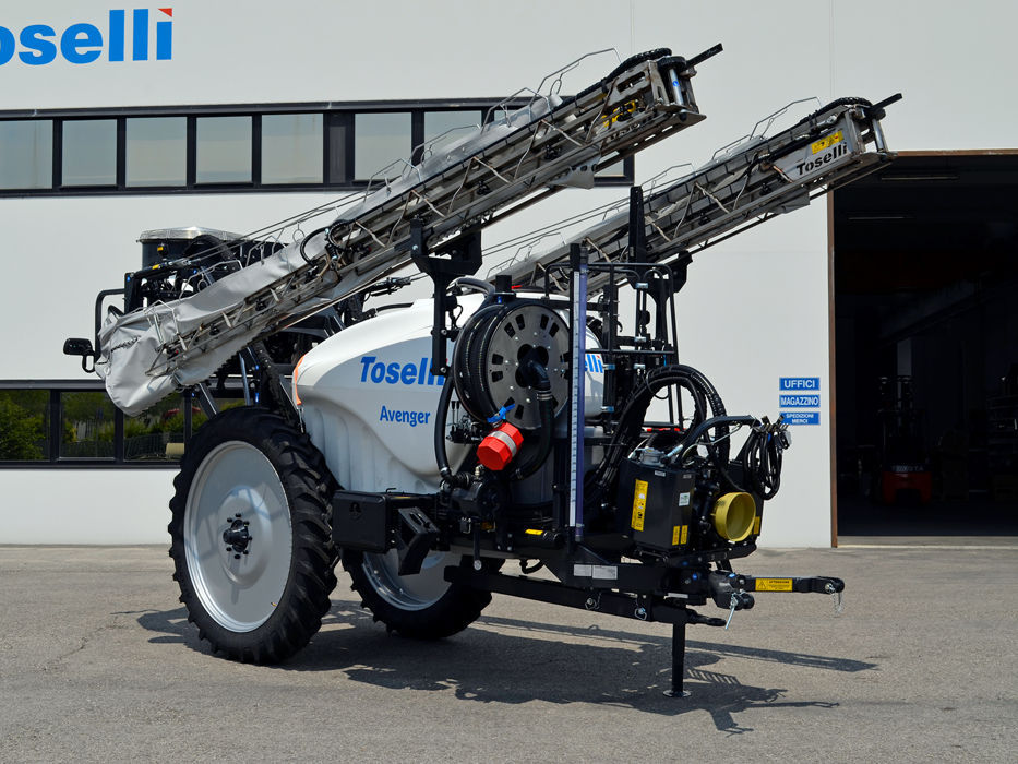 Towed sprayer - Avenger Plus - Toselli srl - hydraulic / electric ...