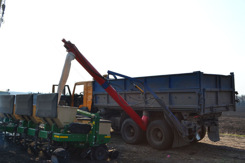 Grain conveyor - NBSH-250/4 - Zavod Kobzarenka Ltd. - screw / tubular