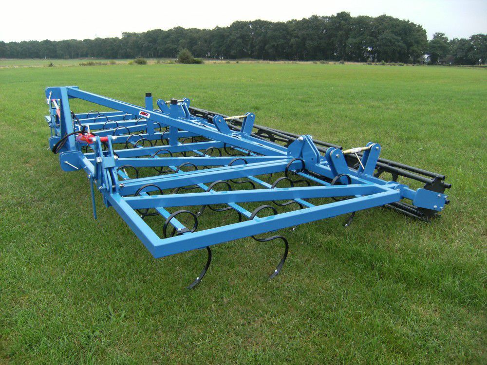 Mounted field cultivator - ZINGER Mechanisatie BV - ZIBO Holland - with ...