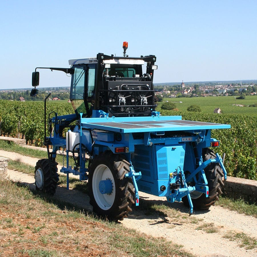 Straddle tractor - 1084 - Bobard - hydrostatic / vineyard / 4-cylinder