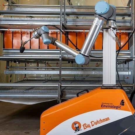 Cleaning farm robot - Sharky 430 - Big Dutchman - for poultry breeding ...