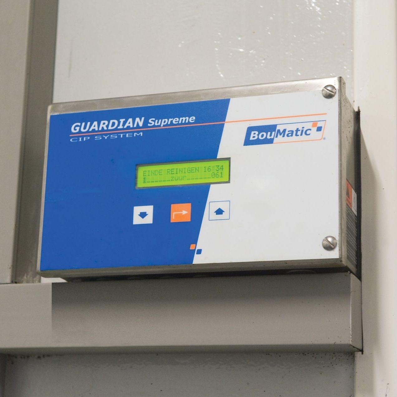 Milking parlour washing system - GUARDIAN SUPREME - Boumatic Robotics B ...