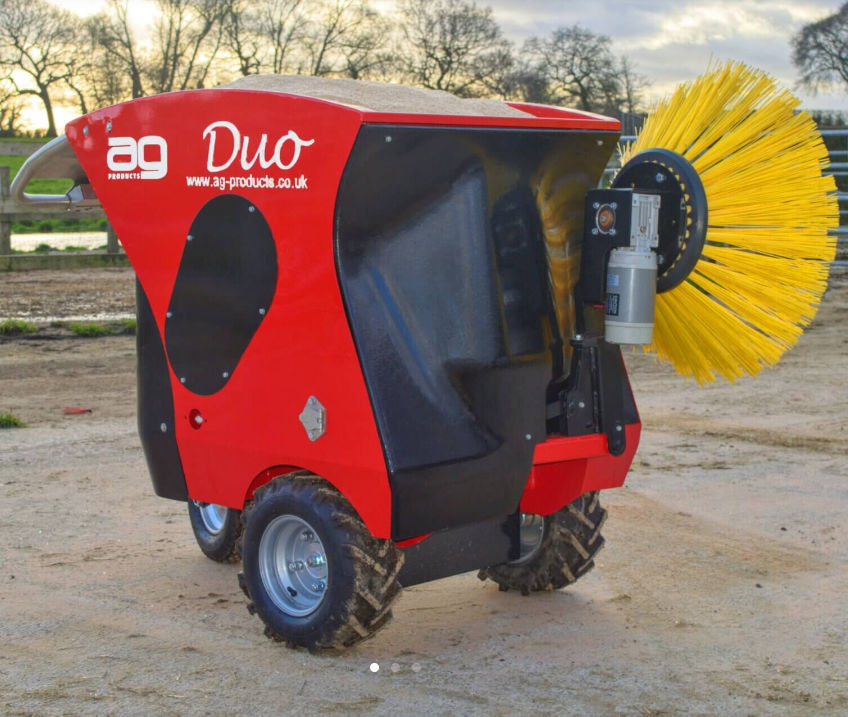 Cubicle dispenser - AG DUO - AG Products - bedding / sawdust / with brush