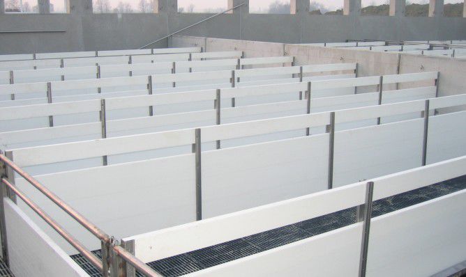 Livestock partition - Evoteck s.r.l. - for pigs / PVC