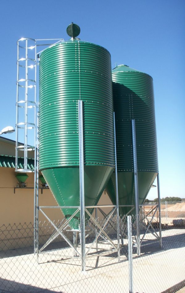 Grain silo - Fm Grupo - for animal feed / polyethylene / round