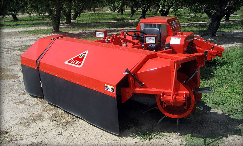 Self-propelled sweeper - 56 Series - Flory Industries - nuts / aligning