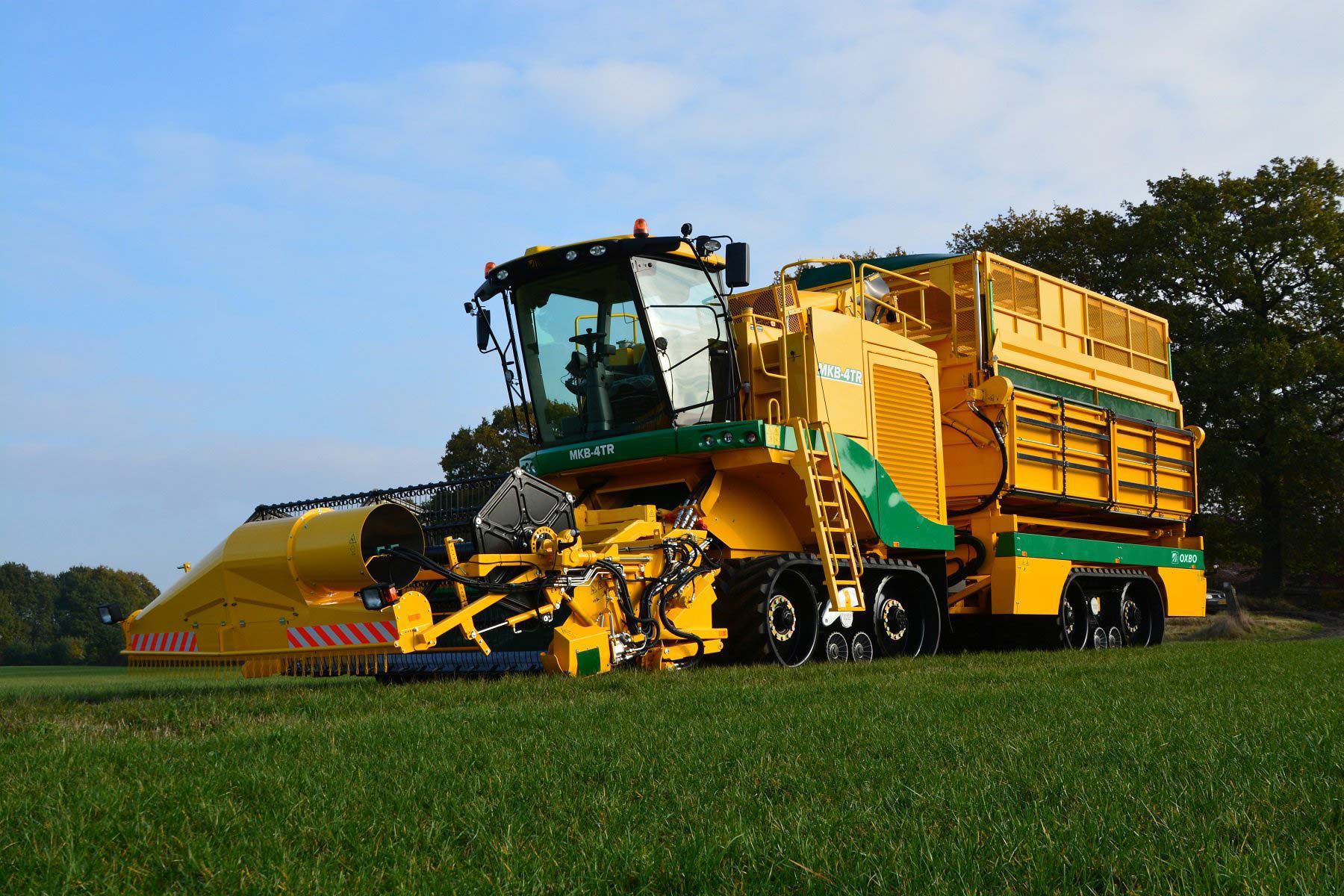 Spinach harvester machine - MKB - Oxbo International Corporation ...