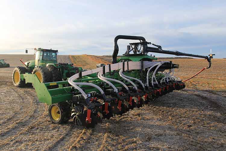 Semi-mounted slurry injector - VTI - Puck Custom Enterprises, Inc ...