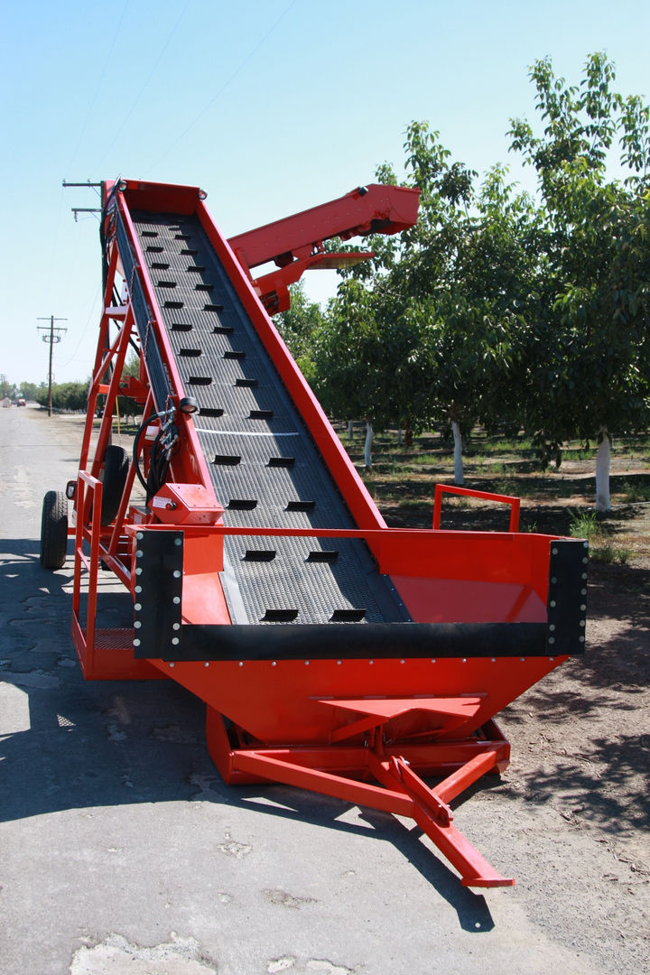 Nuts elevator - Weldcraft Industries, Inc. - belt / self-propelled