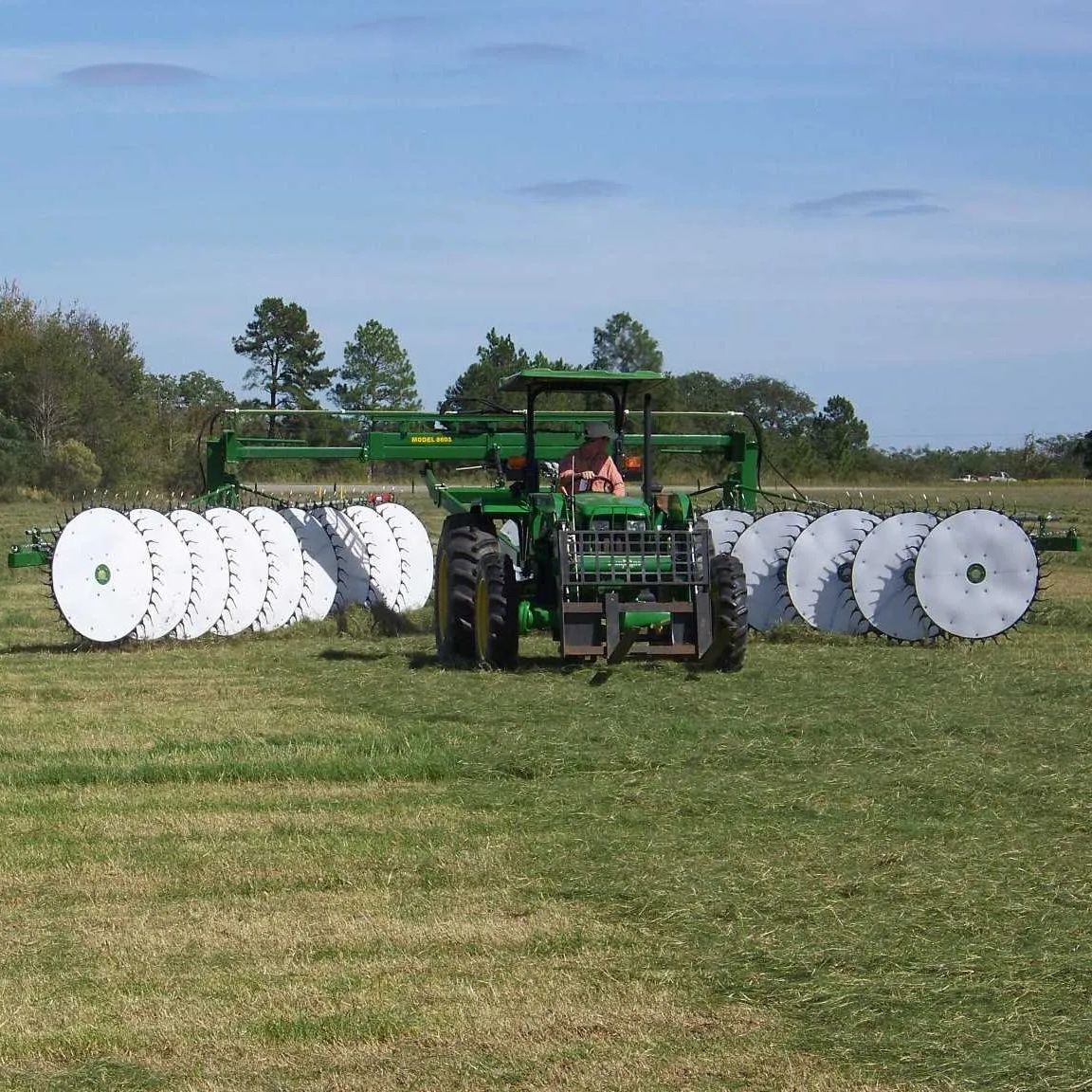 Wheel rake - 8603 - Allen Farm Equipment - center delivery / multi-rotor