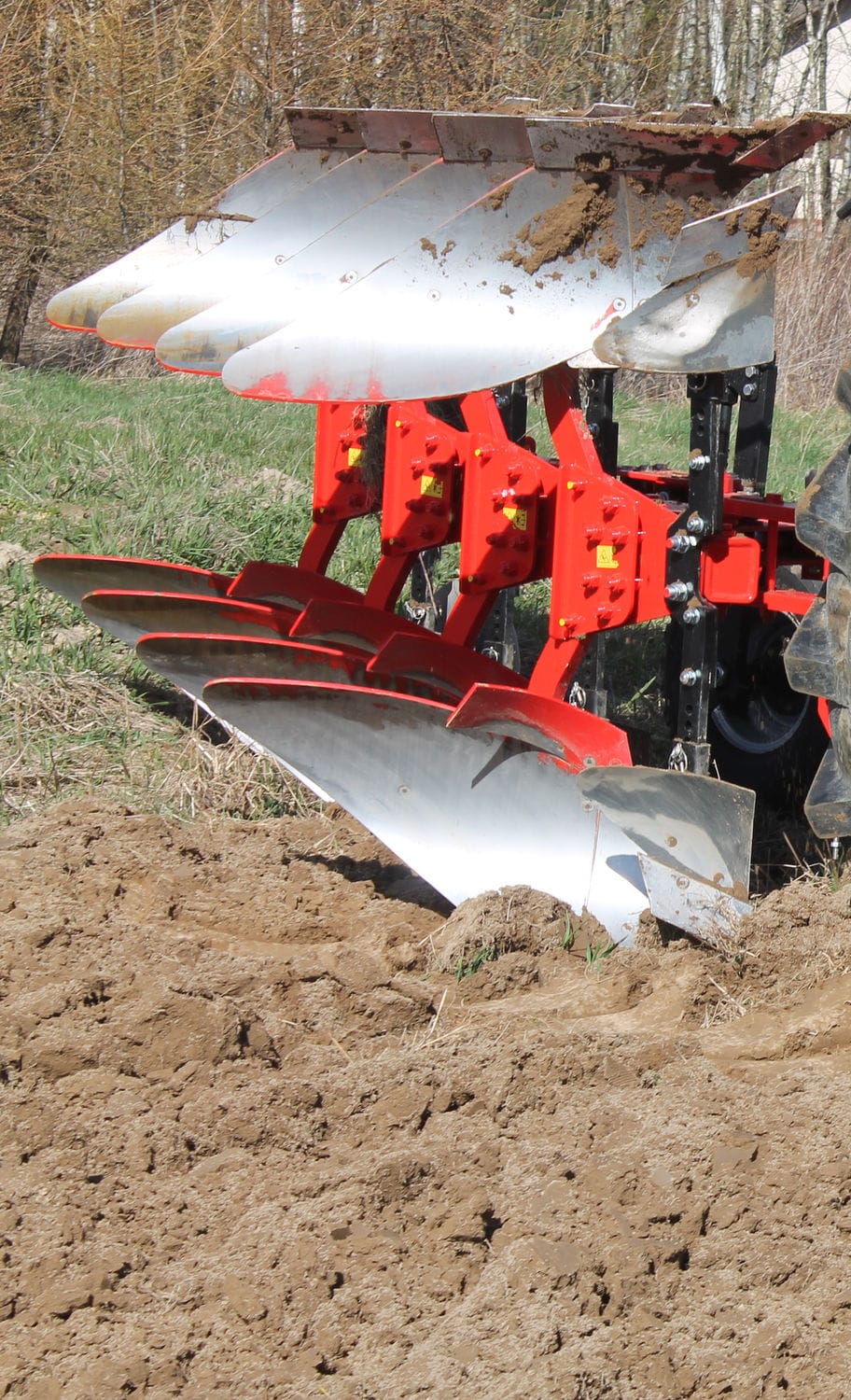 Conventional plough - MIX DUE - Akpil - mounted / 1-10 shank / reversible
